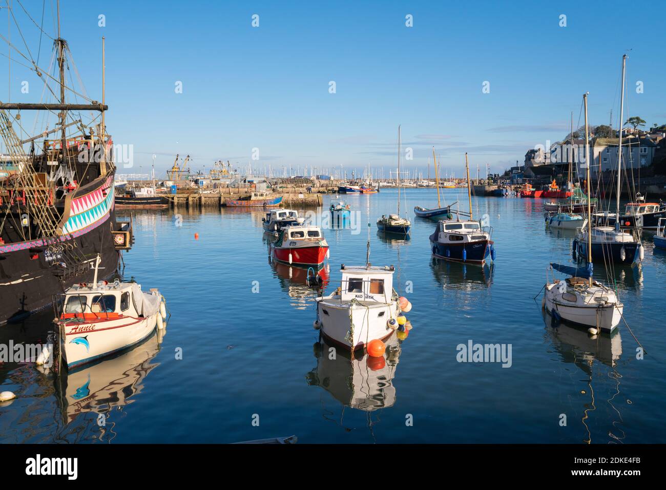 Brixham harbour in the winter hi-res stock photography and images - Alamy