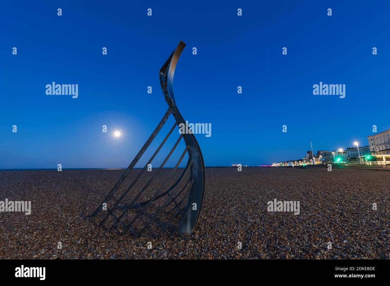 Longboat hi-res stock photography and images - Alamy