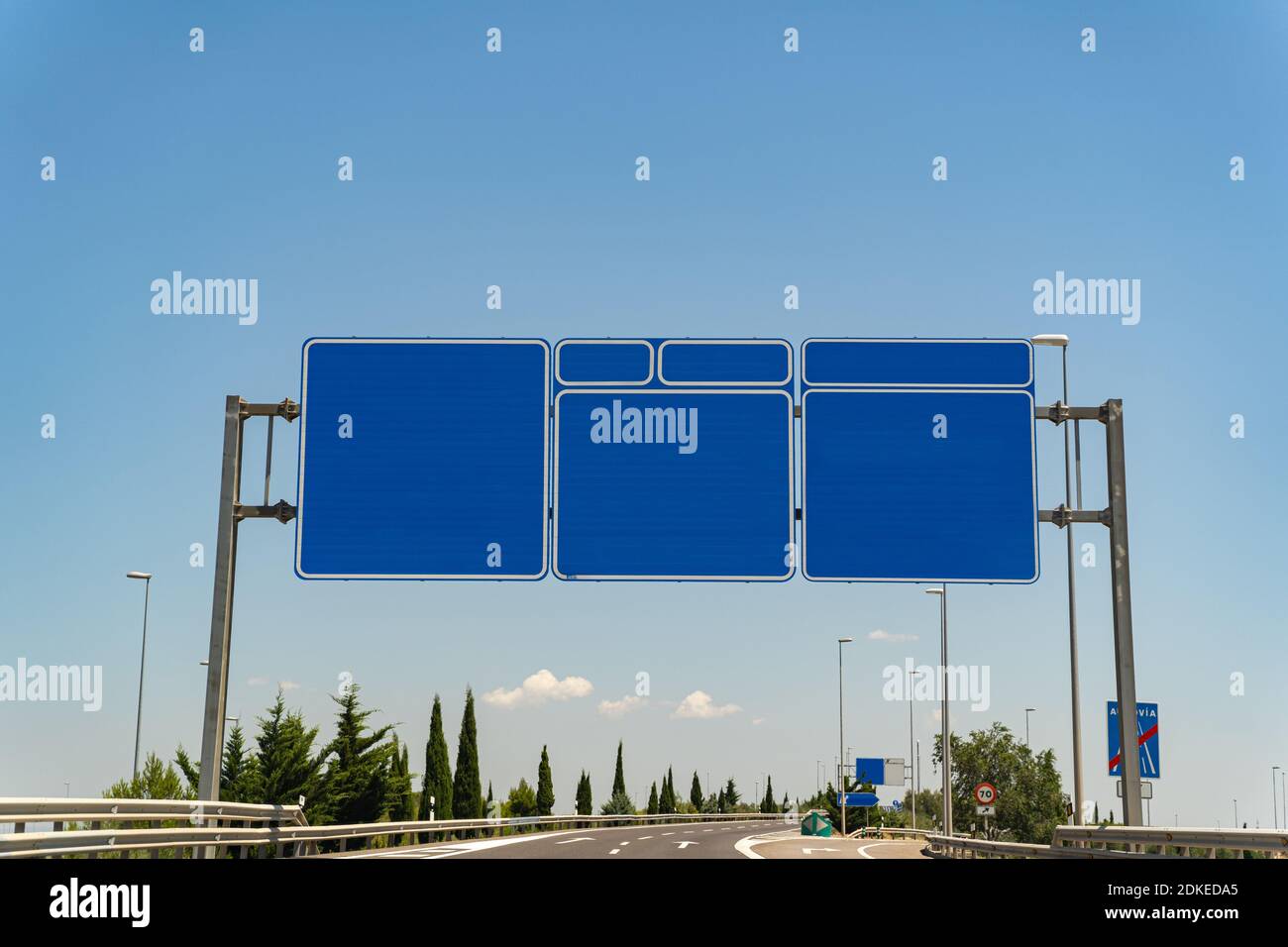 Spanish Road Signs High Resolution Stock Photography and Images - Alamy