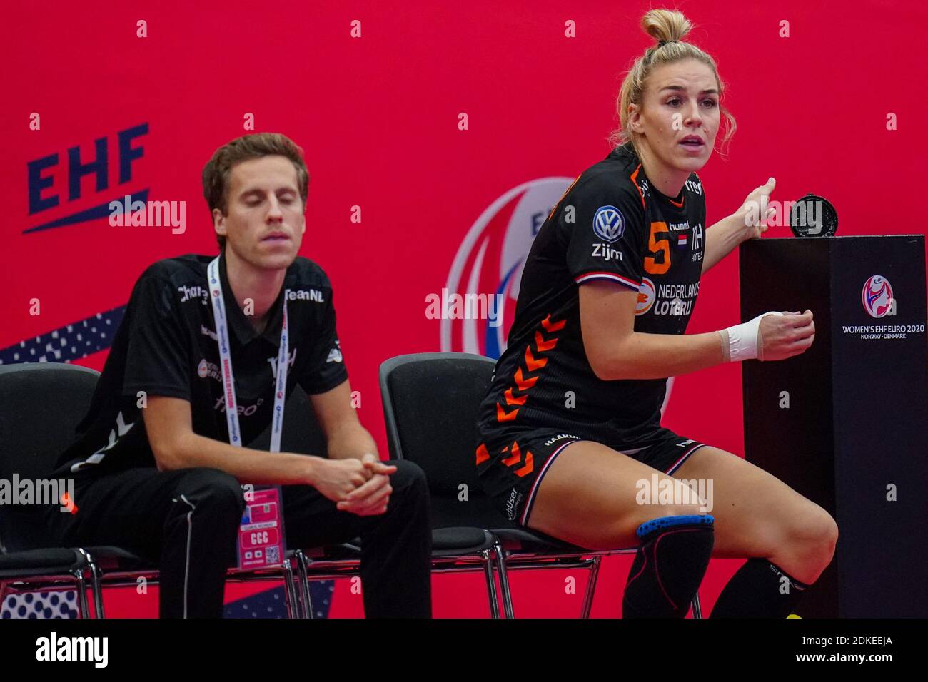 KOLDING, DENMARK - DECEMBER 15: Ass. Coach Ricardo Clarijs of ...