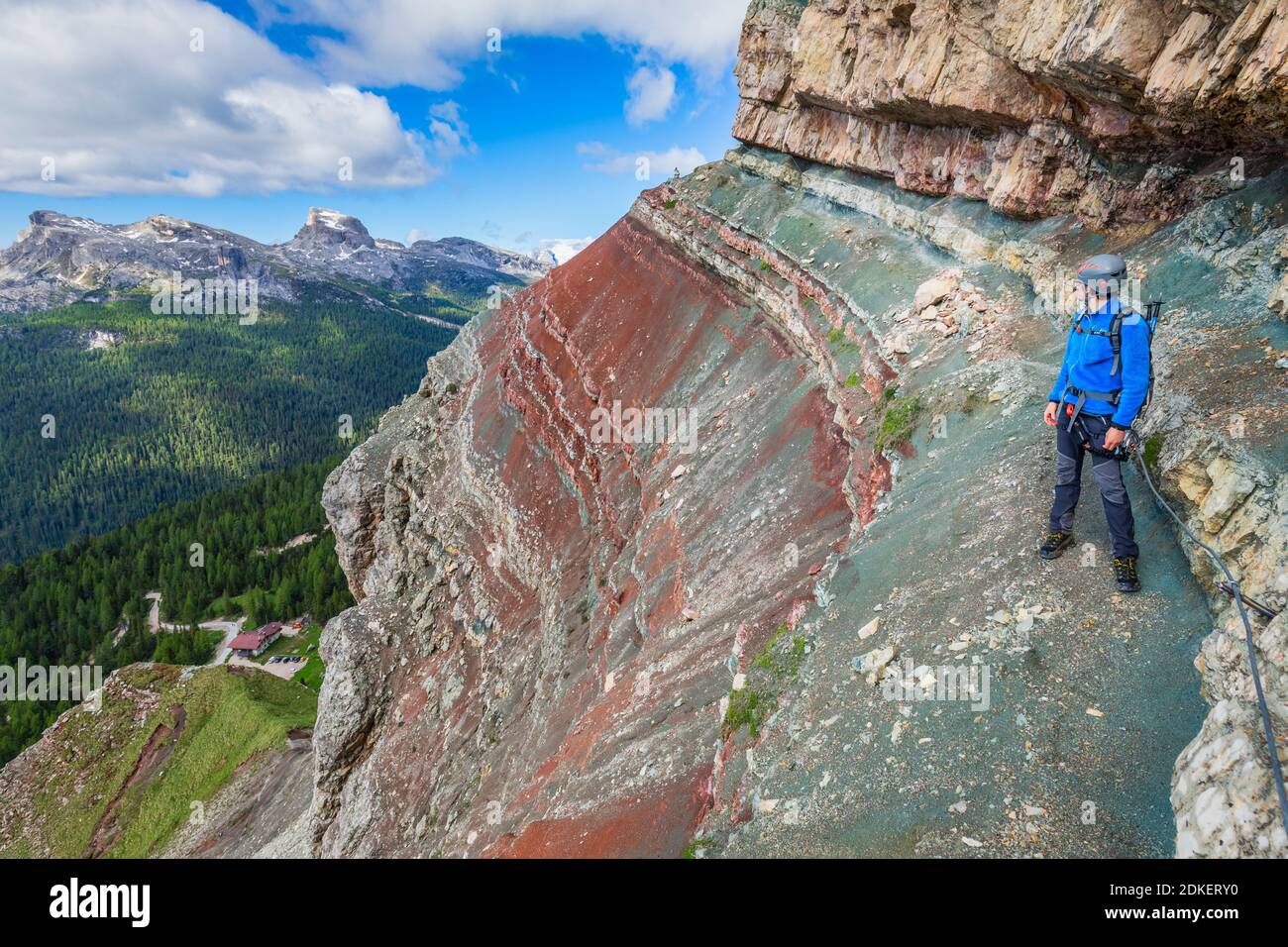 Old man extreme activity hi-res stock photography and images - Alamy