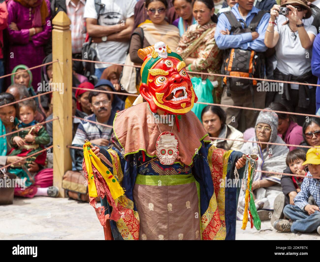 India ladakh knife hi-res stock photography and images - Alamy