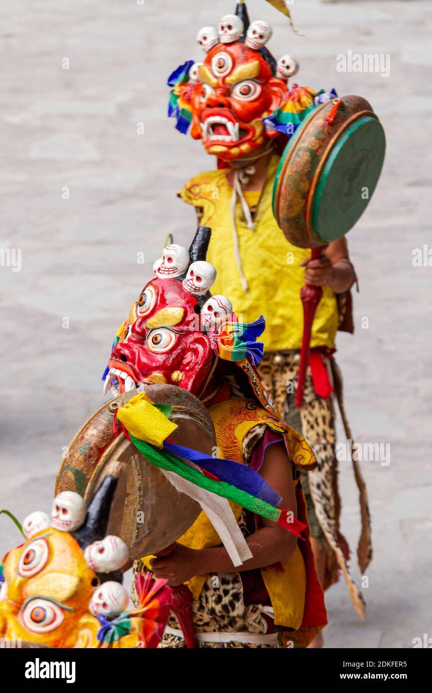 Buddhist monk during tsam mystery hi-res stock photography and images ...