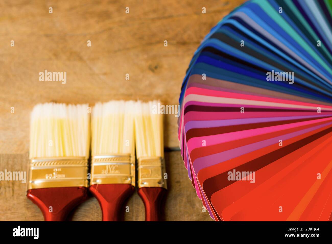 Brushes and chart hi-res stock photography and images - Alamy