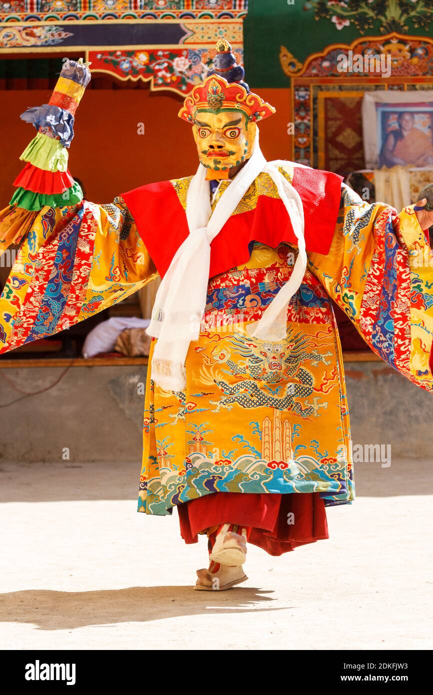 Sacred dance hi-res stock photography and images - Alamy