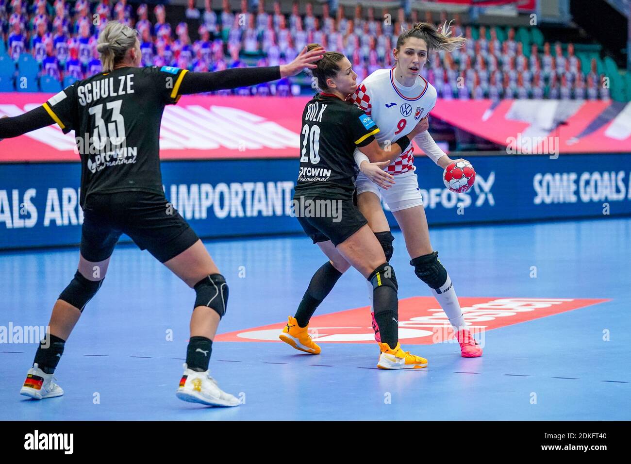 KOLDING, DENMARK - DECEMBER 15: Luisa Schulze of Germany, Emily Bolk of ...