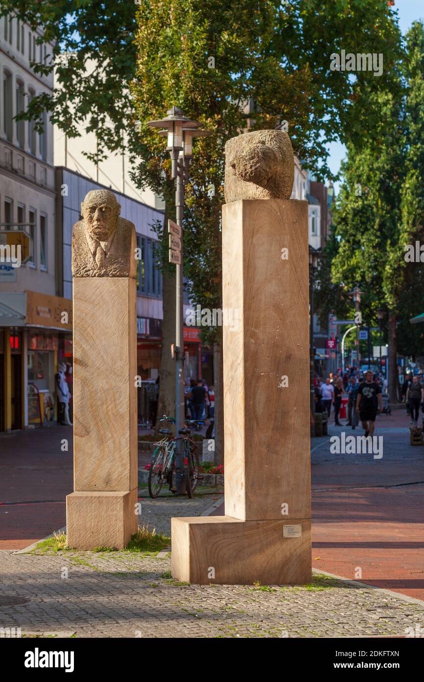 Sculptures Three Heads by Ulrike Enders in the pedestrian zone of ...