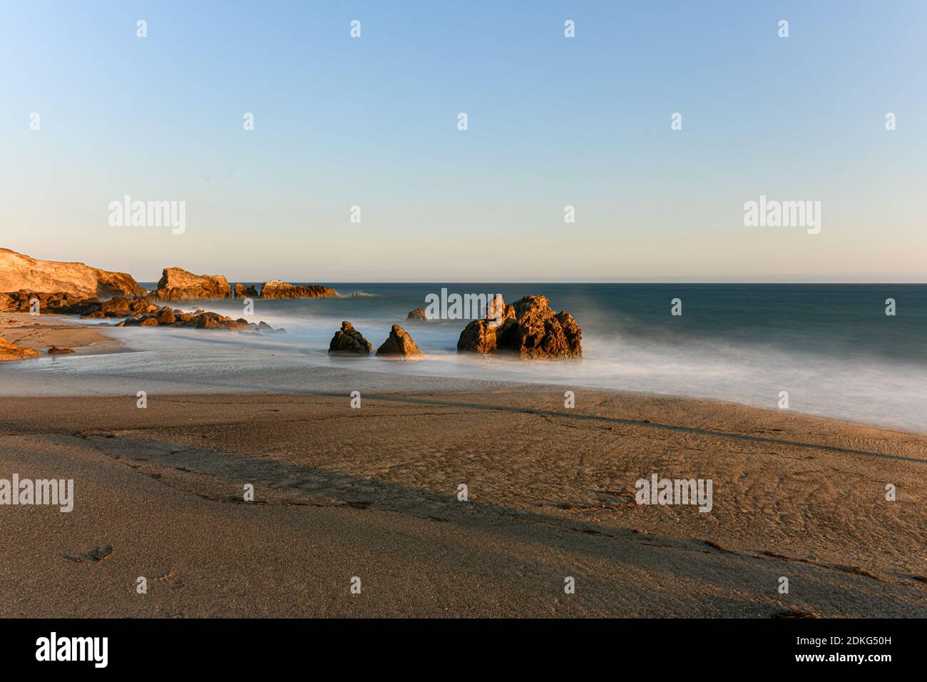 Leo carrillo state beach hi-res stock photography and images - Alamy