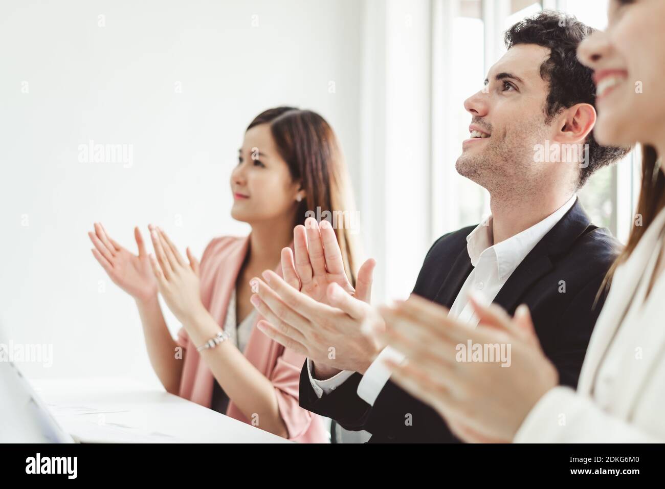 Asian women awards hi-res stock photography and images - Alamy