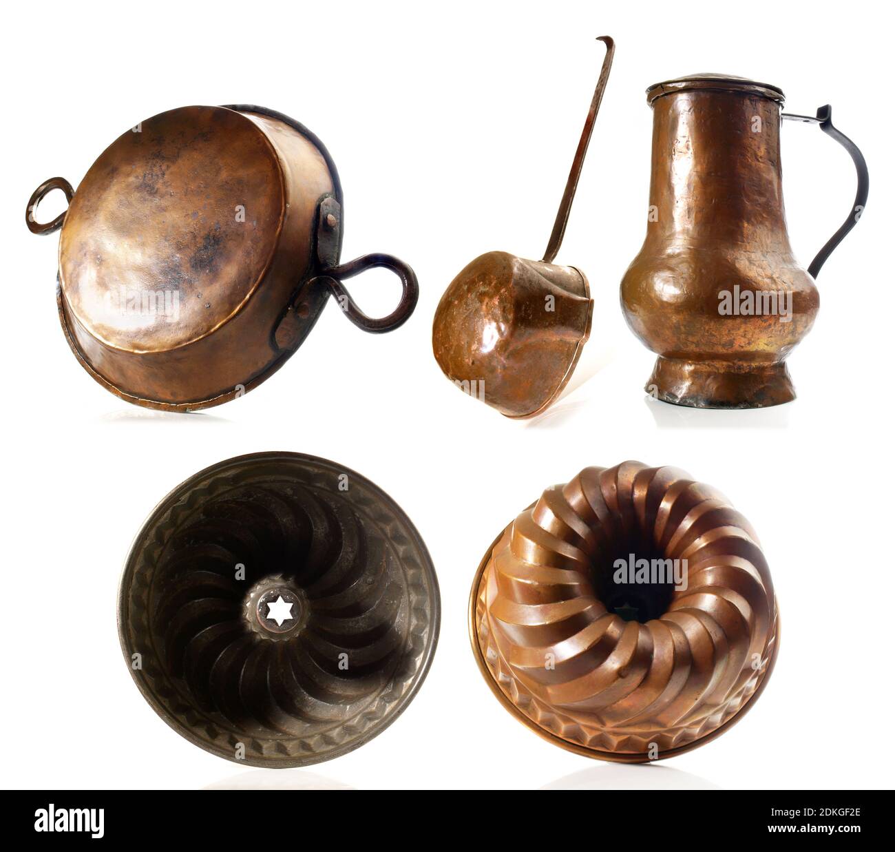 Old Copper Kitchenware and Cake Tin isolated on white Background Stock ...