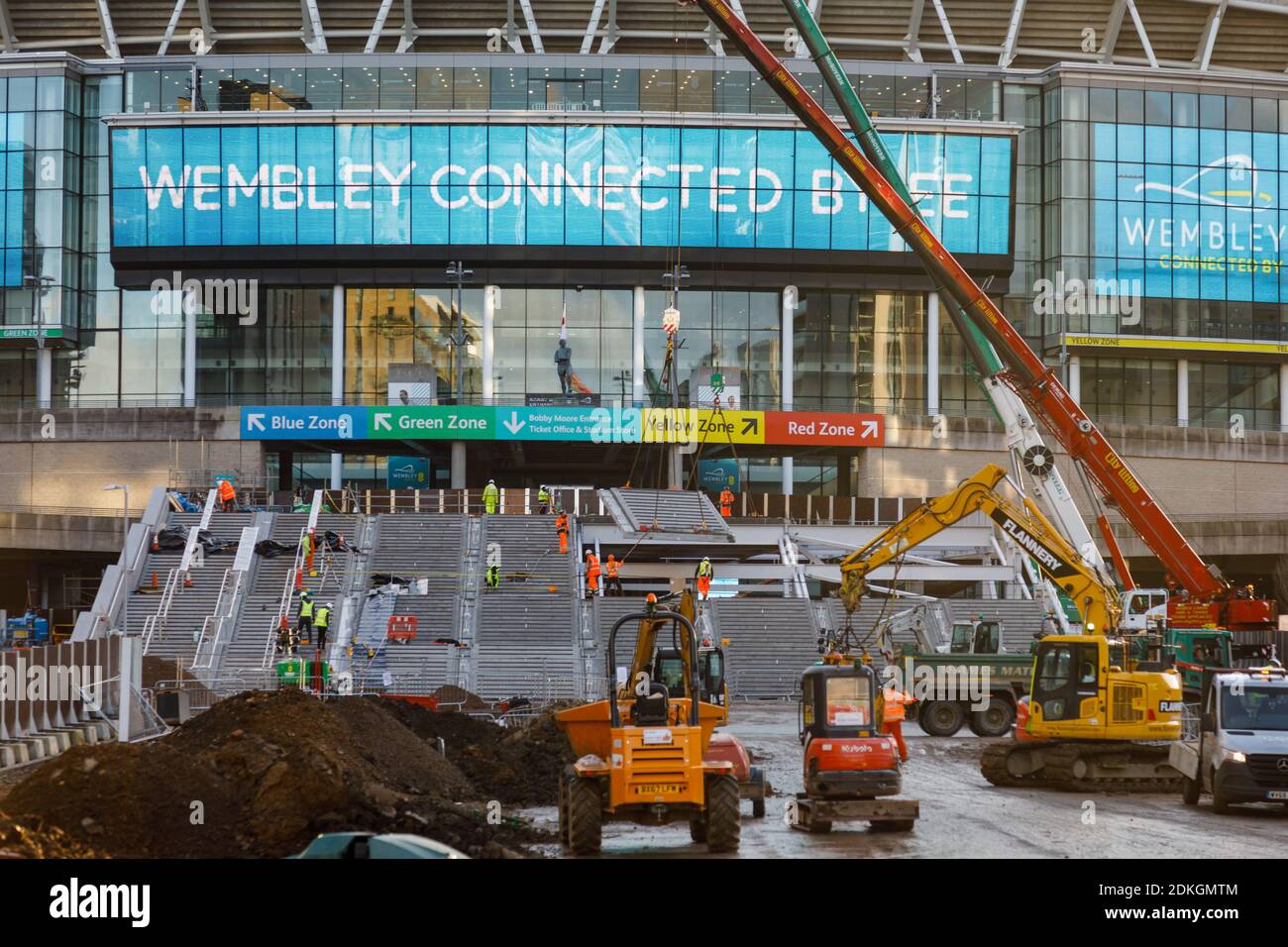 Wembley Stadium, Wembley Park, UK. 15th December 2020.Construction ...