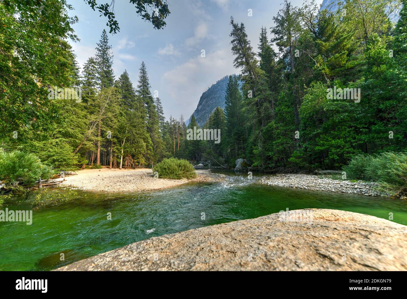 Road’s end kings canyon national park hi-res stock photography and ...