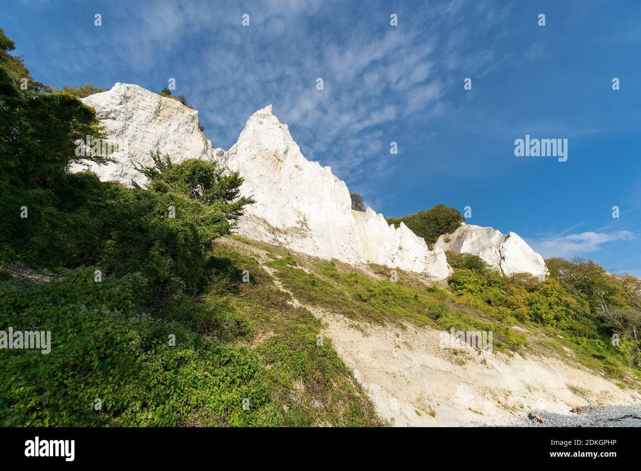 Chalk cliffs "Møns Klint", Denmark, Baltic Sea, steep coast, blue sky ...