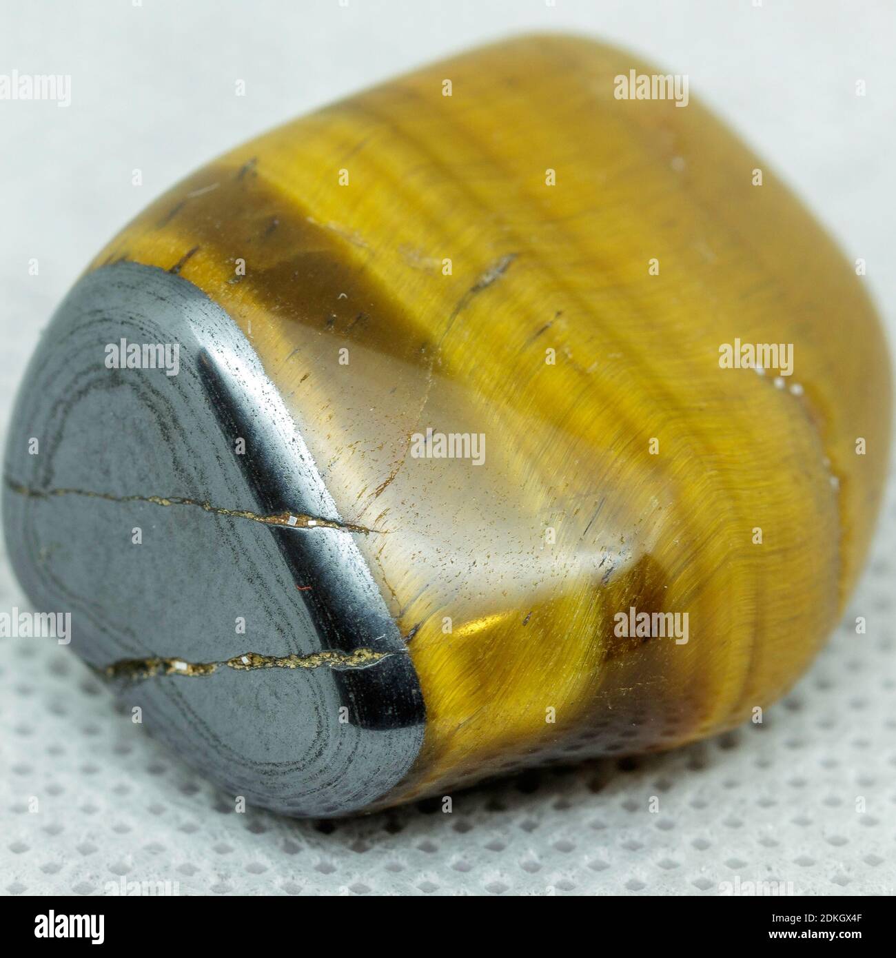 Lustre background hi-res stock photography and images - Alamy