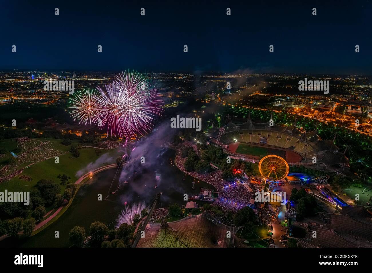 Wide view of fireworks hi-res stock photography and images - Alamy