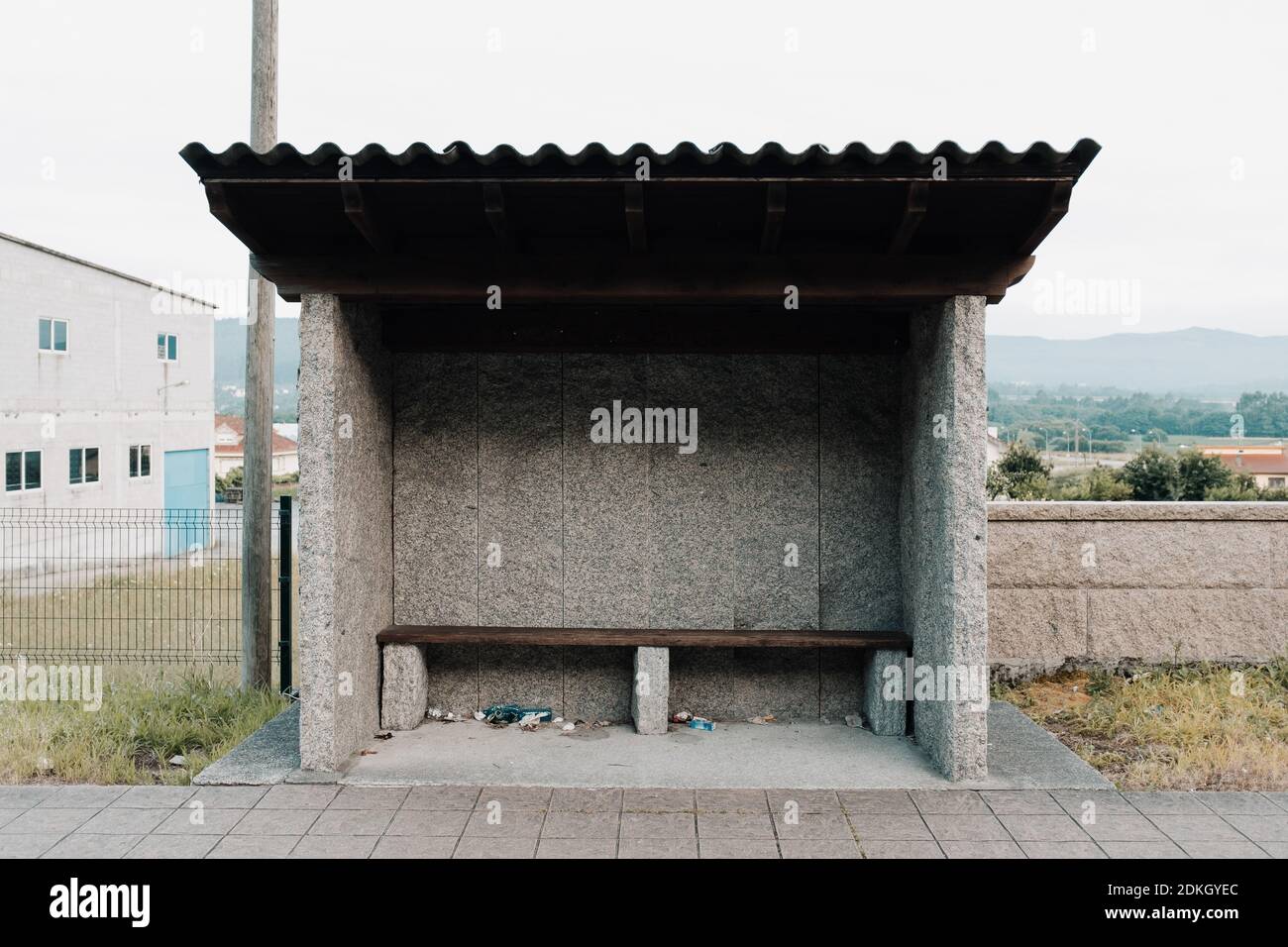 Old bus stop hi-res stock photography and images - Alamy