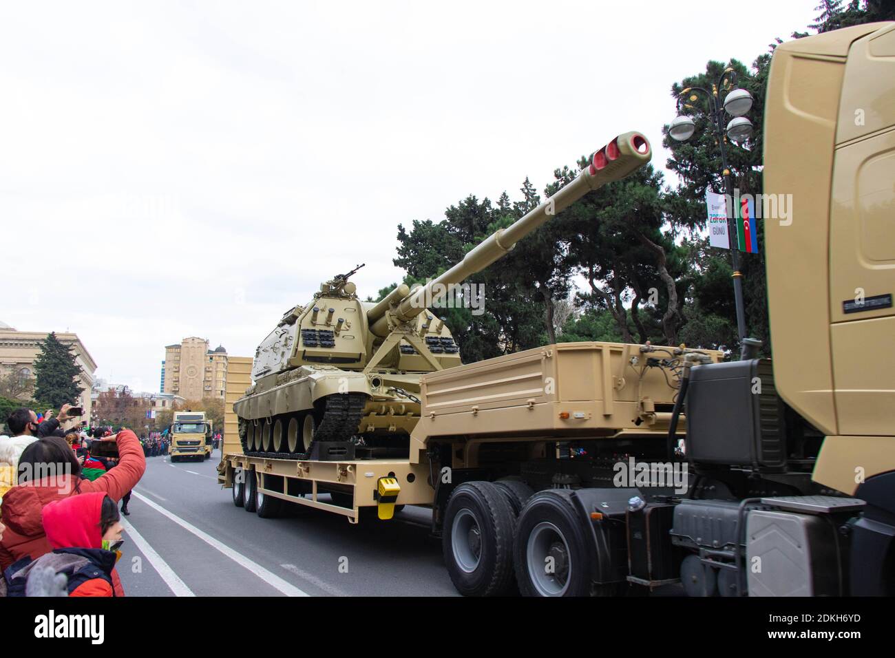 The 2S19 Msta-S is a 152.4 mm self-propelled howitzer designed by Soviet Union. The Victory ...