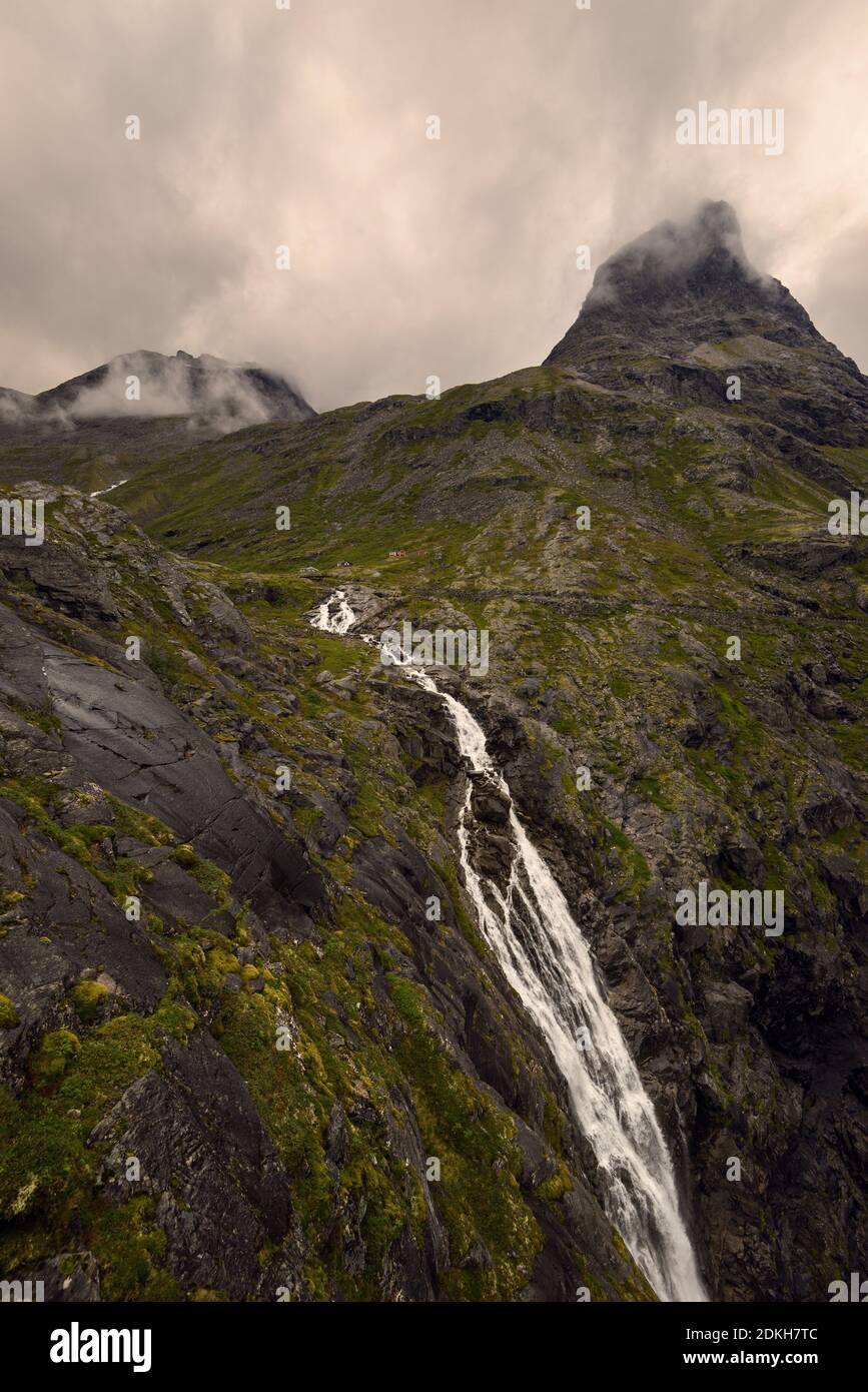 Waterfall, Fjellet, Highlands, Stigfossen, Trollstigen, Romsdal, Fjord ...
