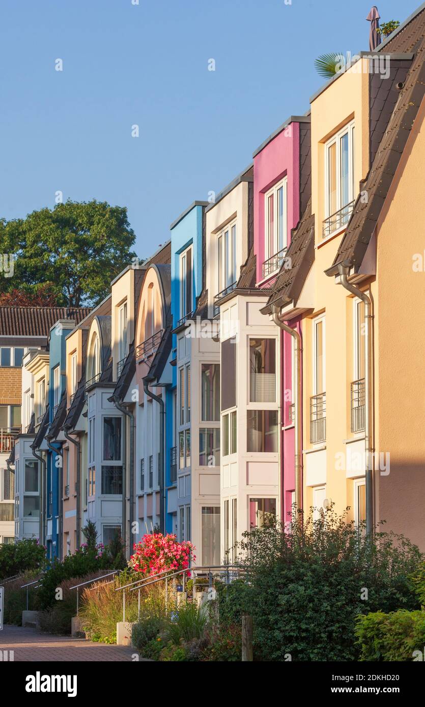 Multiple colored buildings hi-res stock photography and images - Alamy