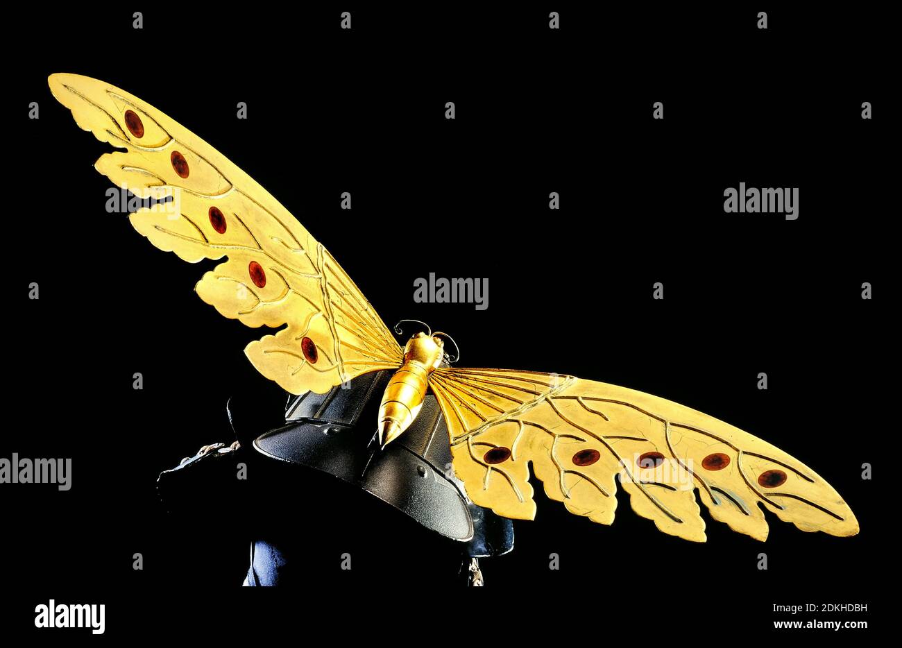 Japanese samurai helmet hi-res stock photography and images - Alamy