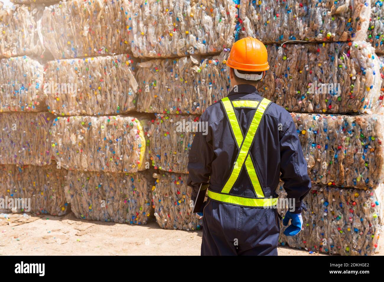 Industrial packaging engineers hi-res stock photography and images - Alamy