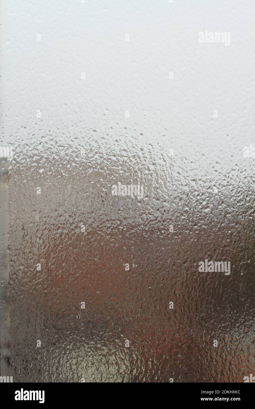 Frozen window street view hi-res stock photography and images - Alamy