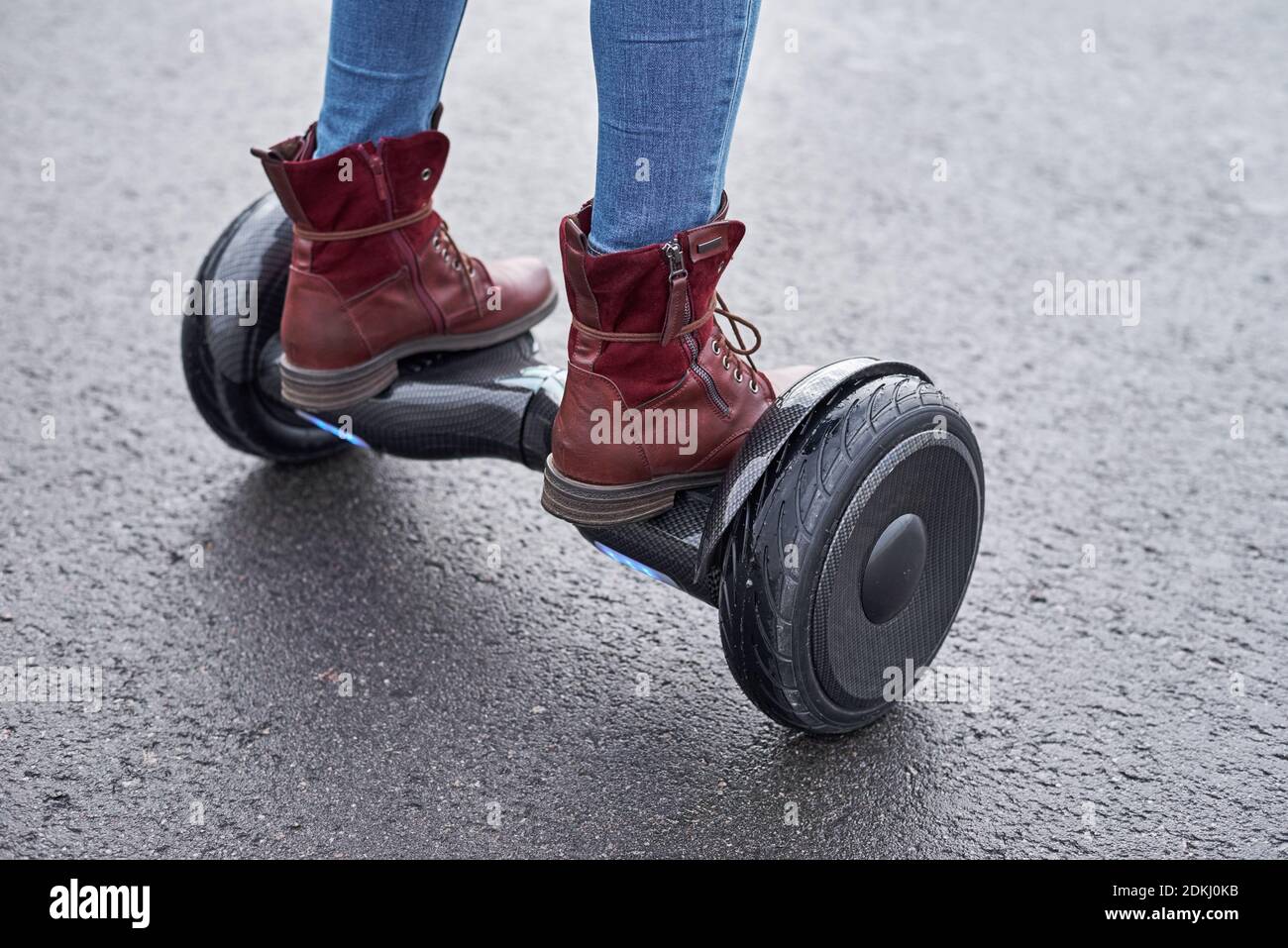 Balancing on board with feet hi-res stock photography and images - Alamy