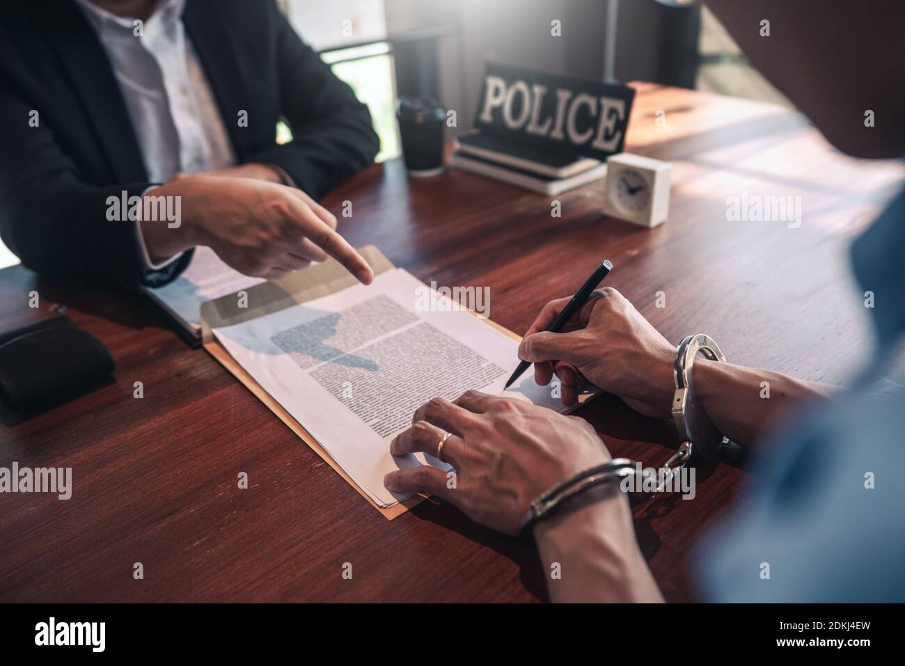Police interrogation interview room hi-res stock photography and images ...