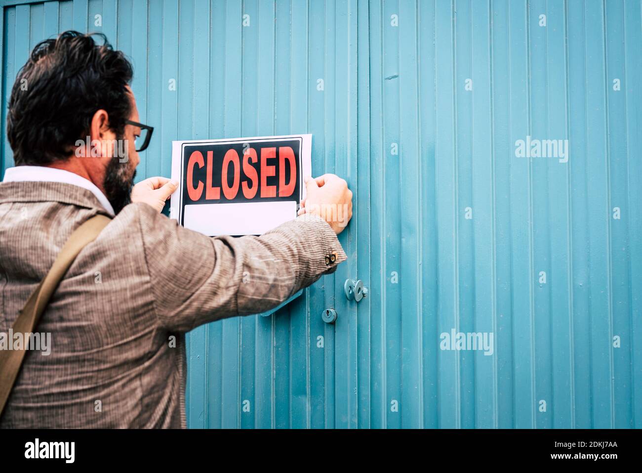 Failed to close hi-res stock photography and images - Alamy