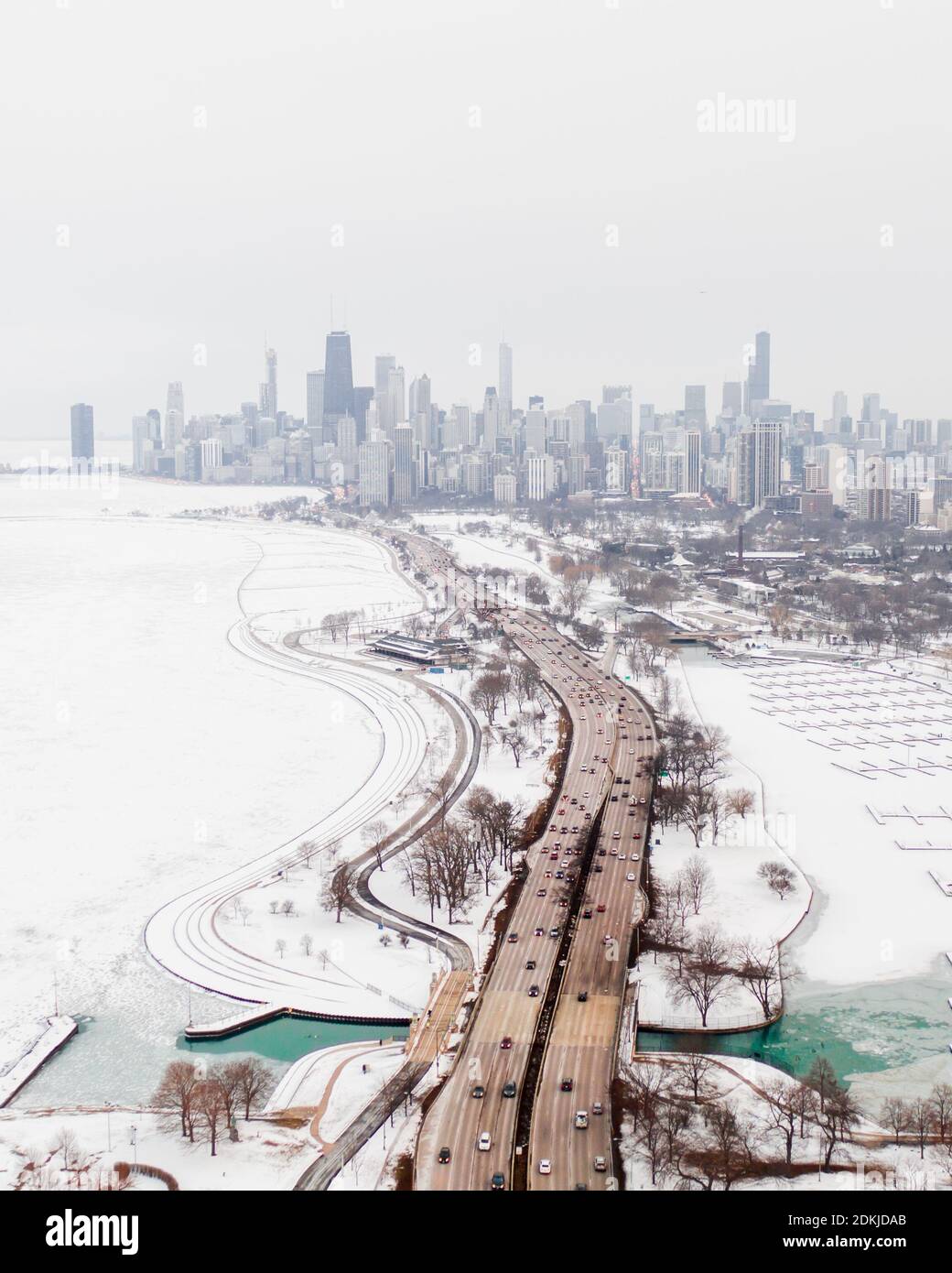 Chicago aerial snow hi-res stock photography and images - Alamy