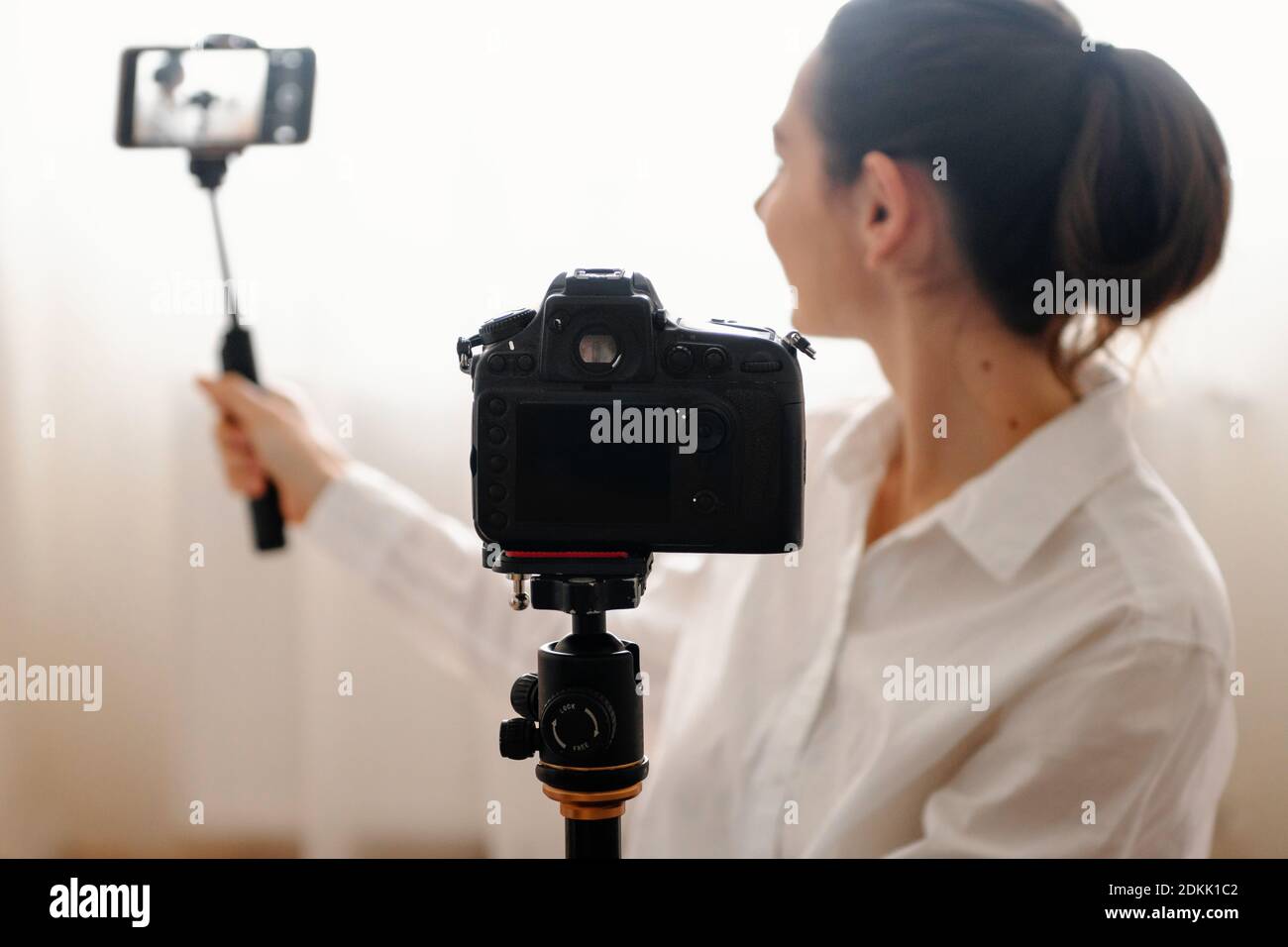 Filming self hi-res stock photography and images - Alamy