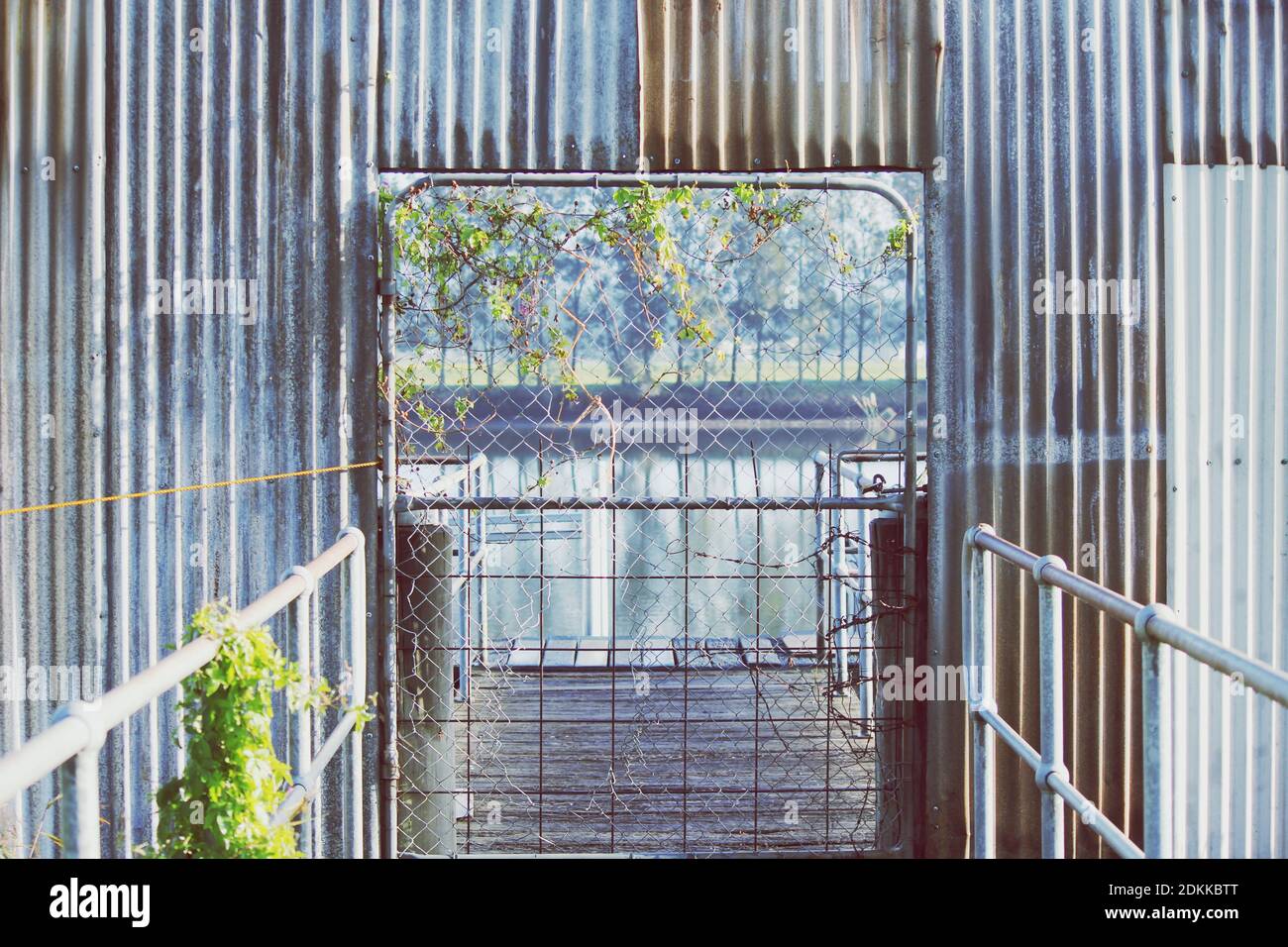 Timber frame jetty hi-res stock photography and images - Alamy