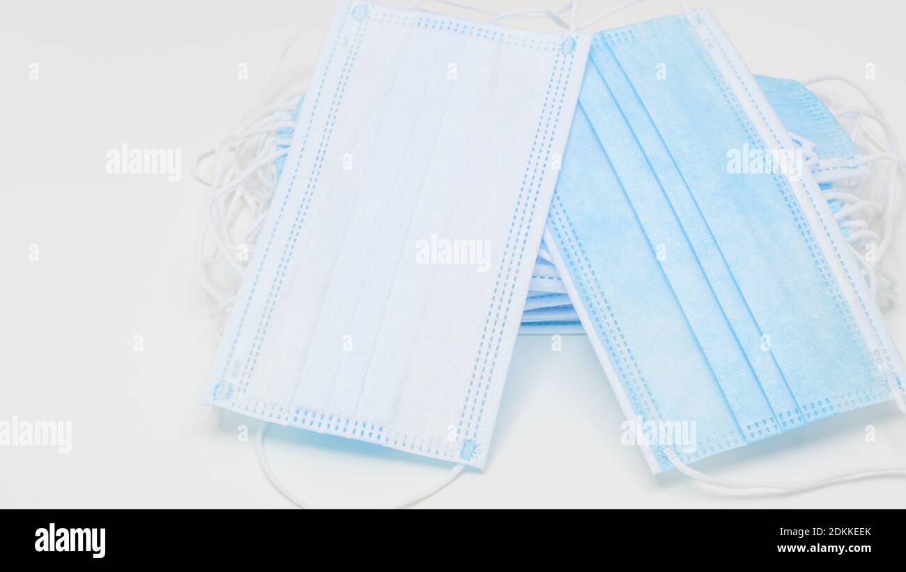 Protective disposable respiratory medical hi-res stock photography and ...