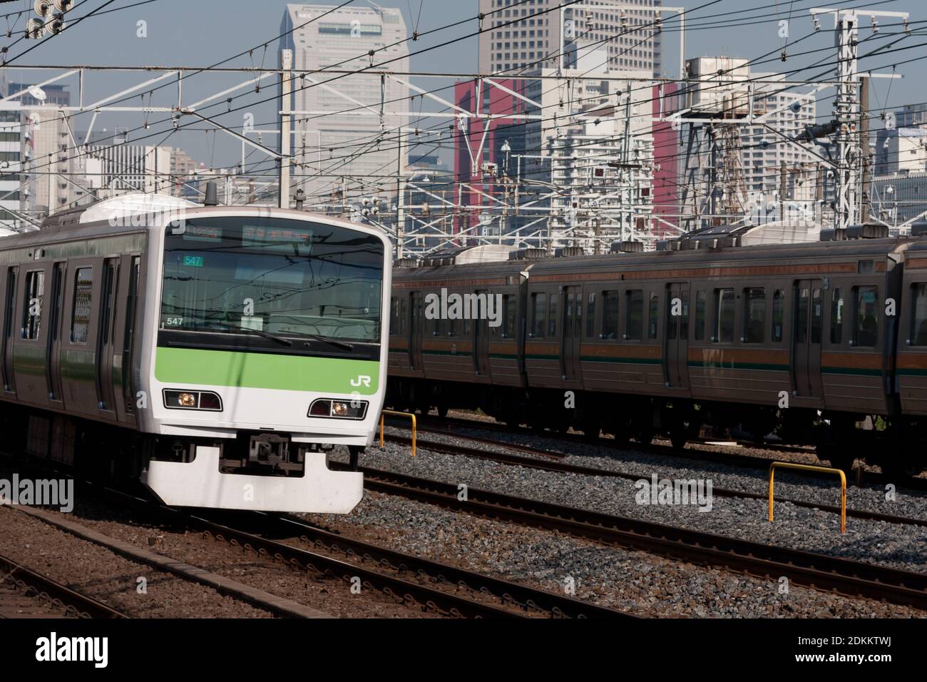 E231 500 series trains hi-res stock photography and images - Alamy