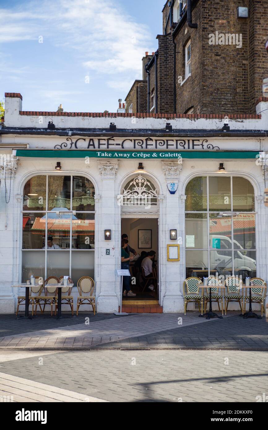 Front side of a cafe from Kensington, London Stock Photo - Alamy