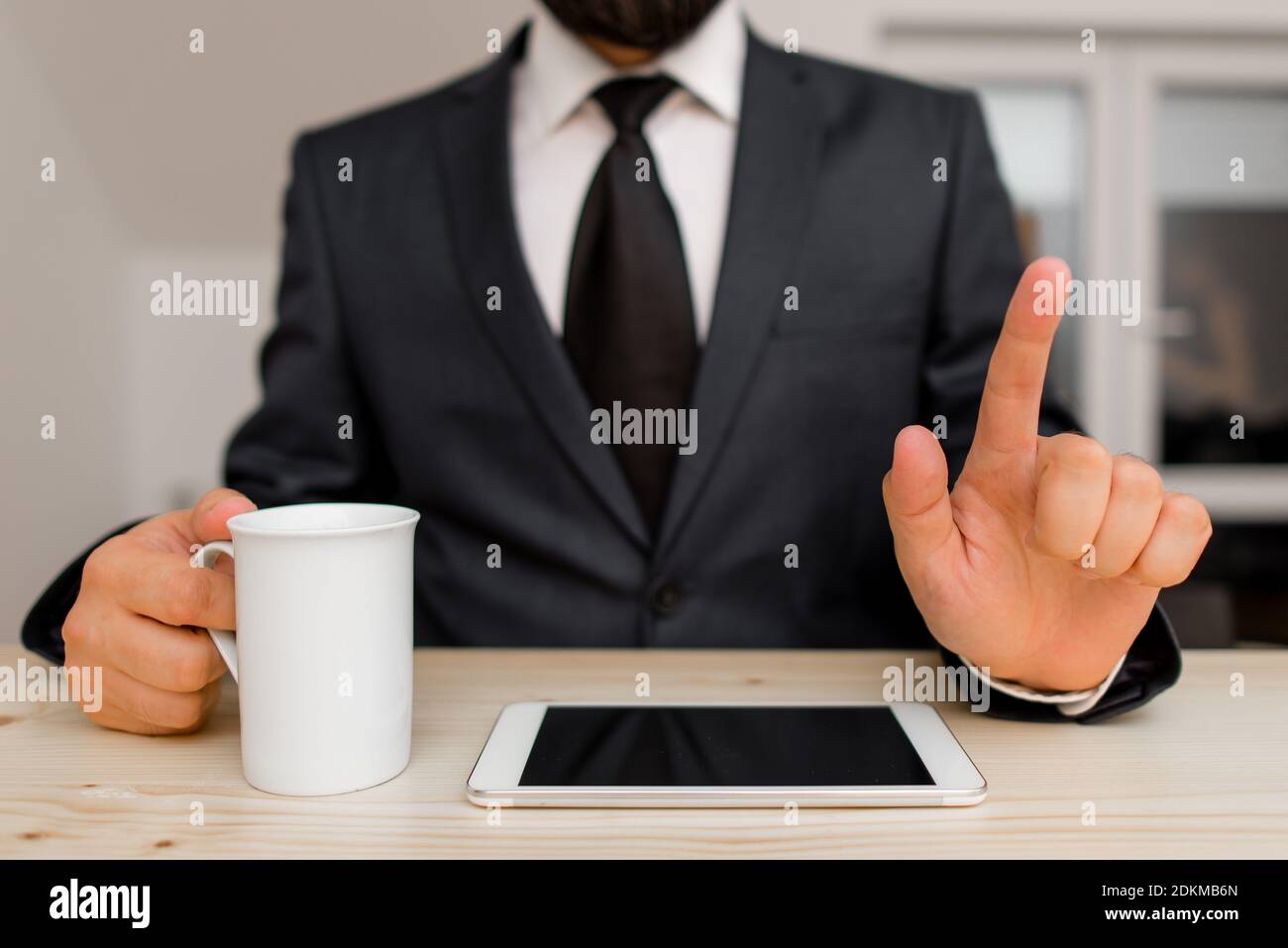 Cartoon people in office hi-res stock photography and images - Alamy