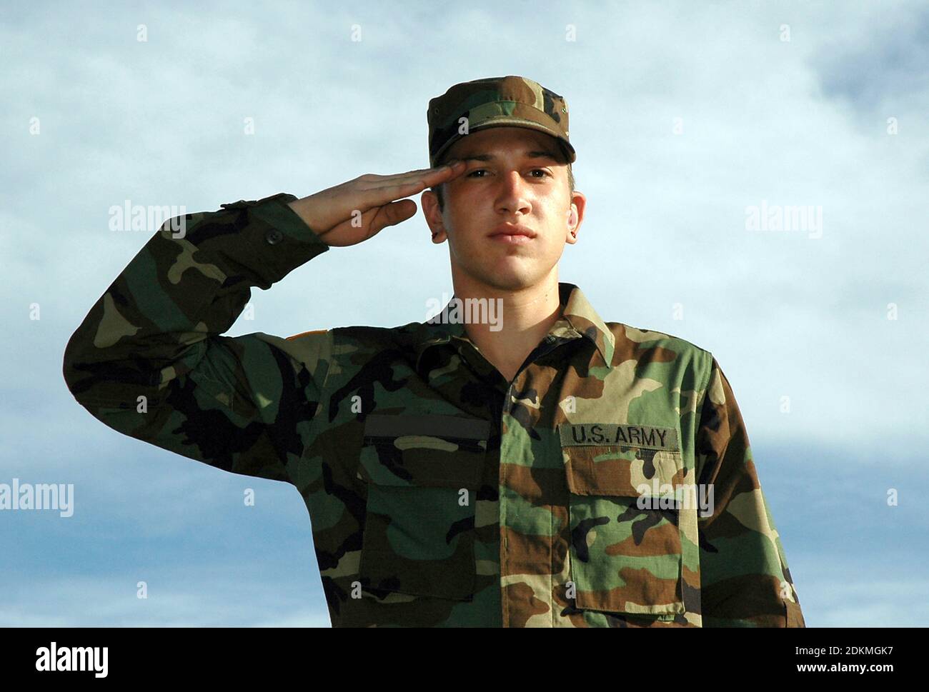 Standing attention army soldier hi-res stock photography and images - Alamy