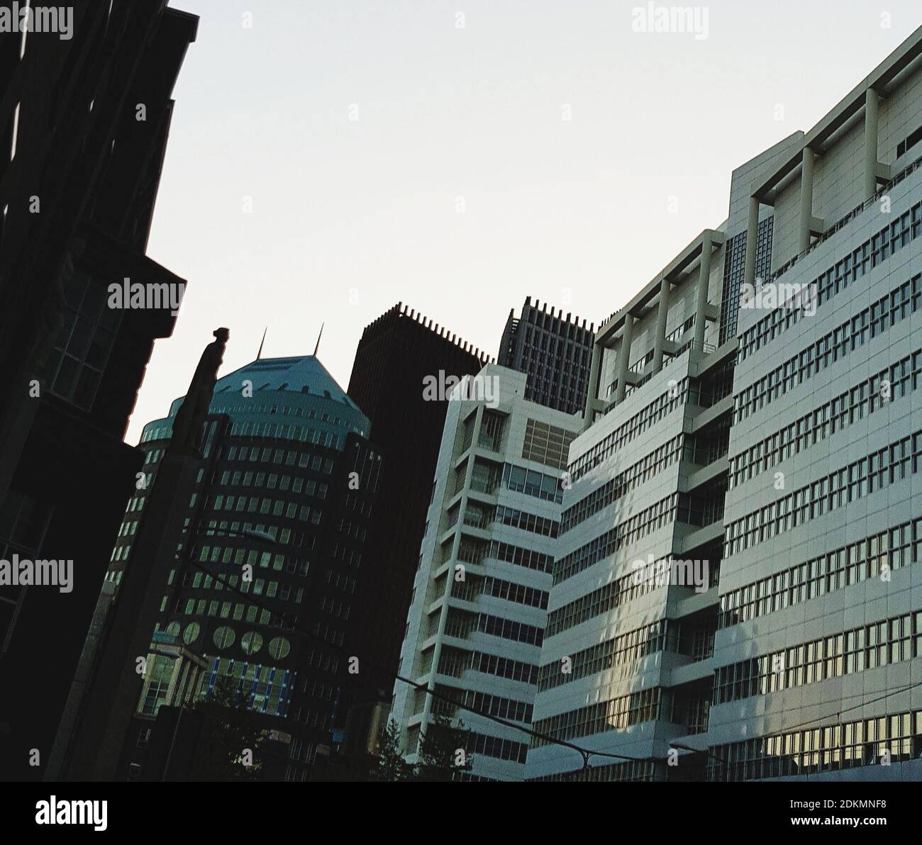 Apartment building den haag hi-res stock photography and images - Alamy