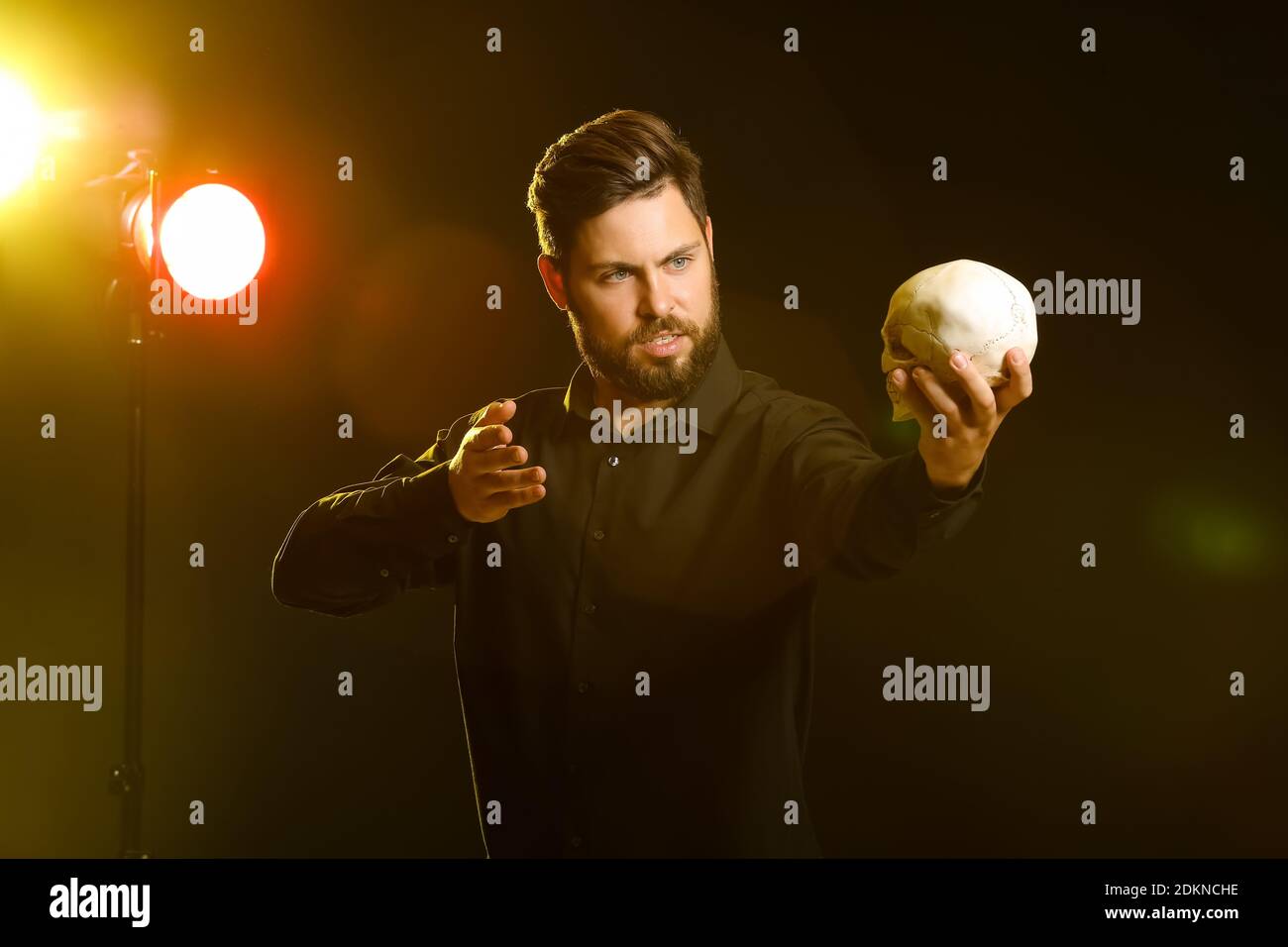 Actor script stage hi-res stock photography and images - Alamy