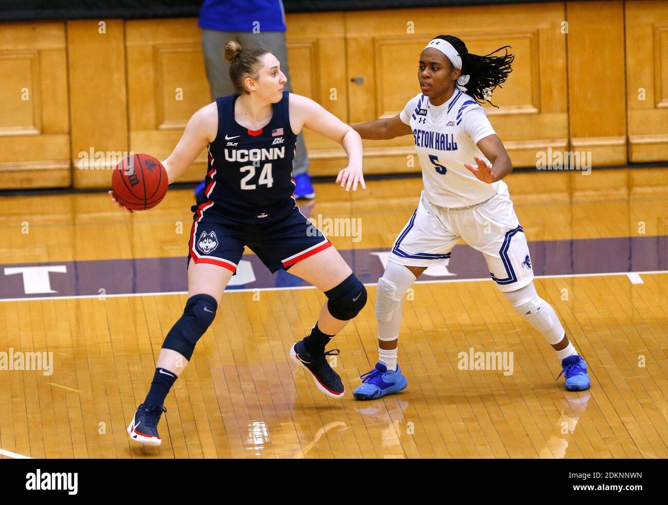 Anna duncan hi-res stock photography and images - Alamy