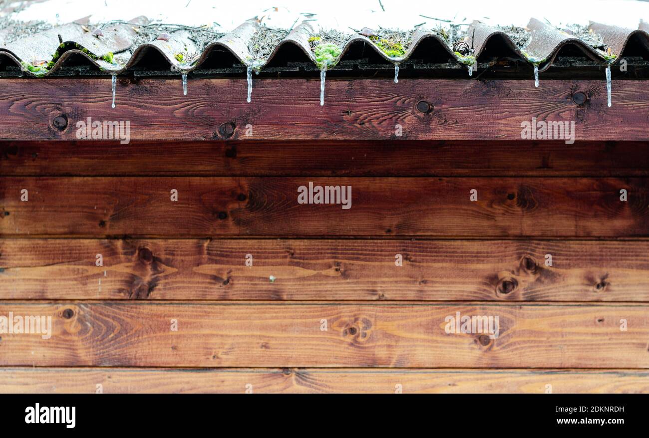 White frosty spikes hi-res stock photography and images - Alamy