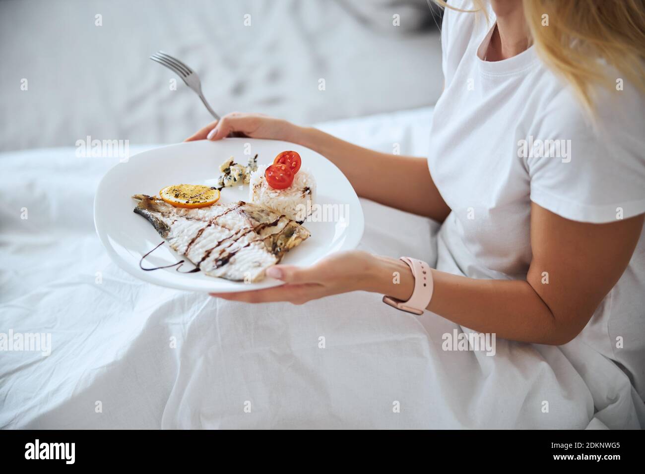 Eating meal focused plate hi-res stock photography and images - Alamy