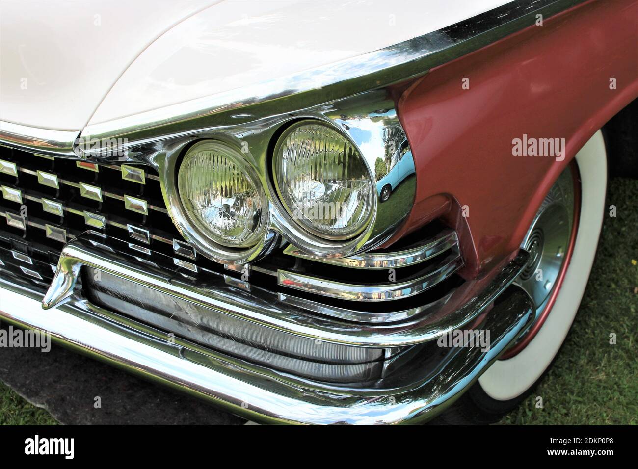 Classic us car, vintage, headlight Stock Photo - Alamy