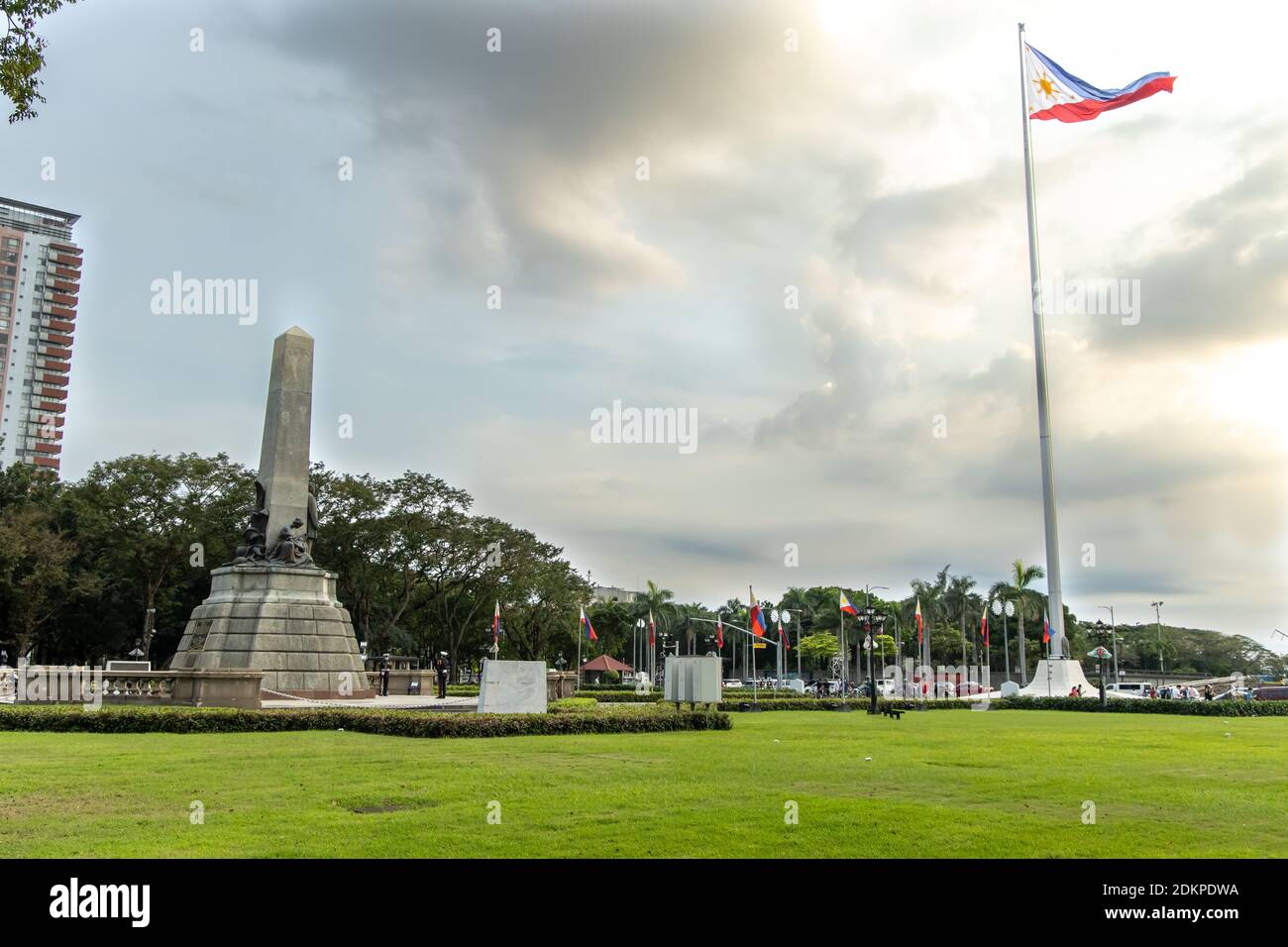 Dec 13, 2020 Dr. Jose Rizal National Monument and national flags in the ...
