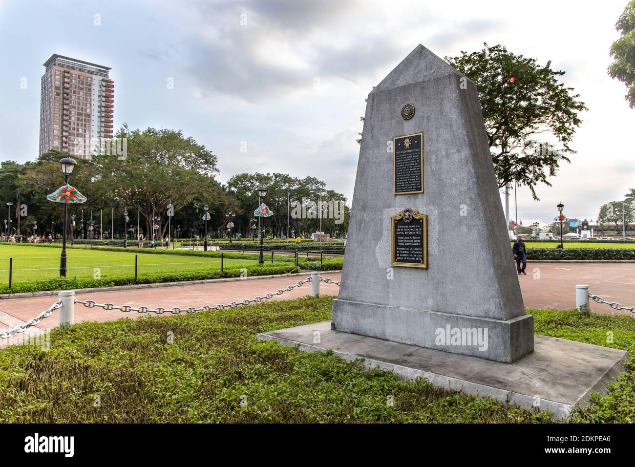 Dec 13, 2020 Monument to Jose Rizal's execution site in Rizal Park ...
