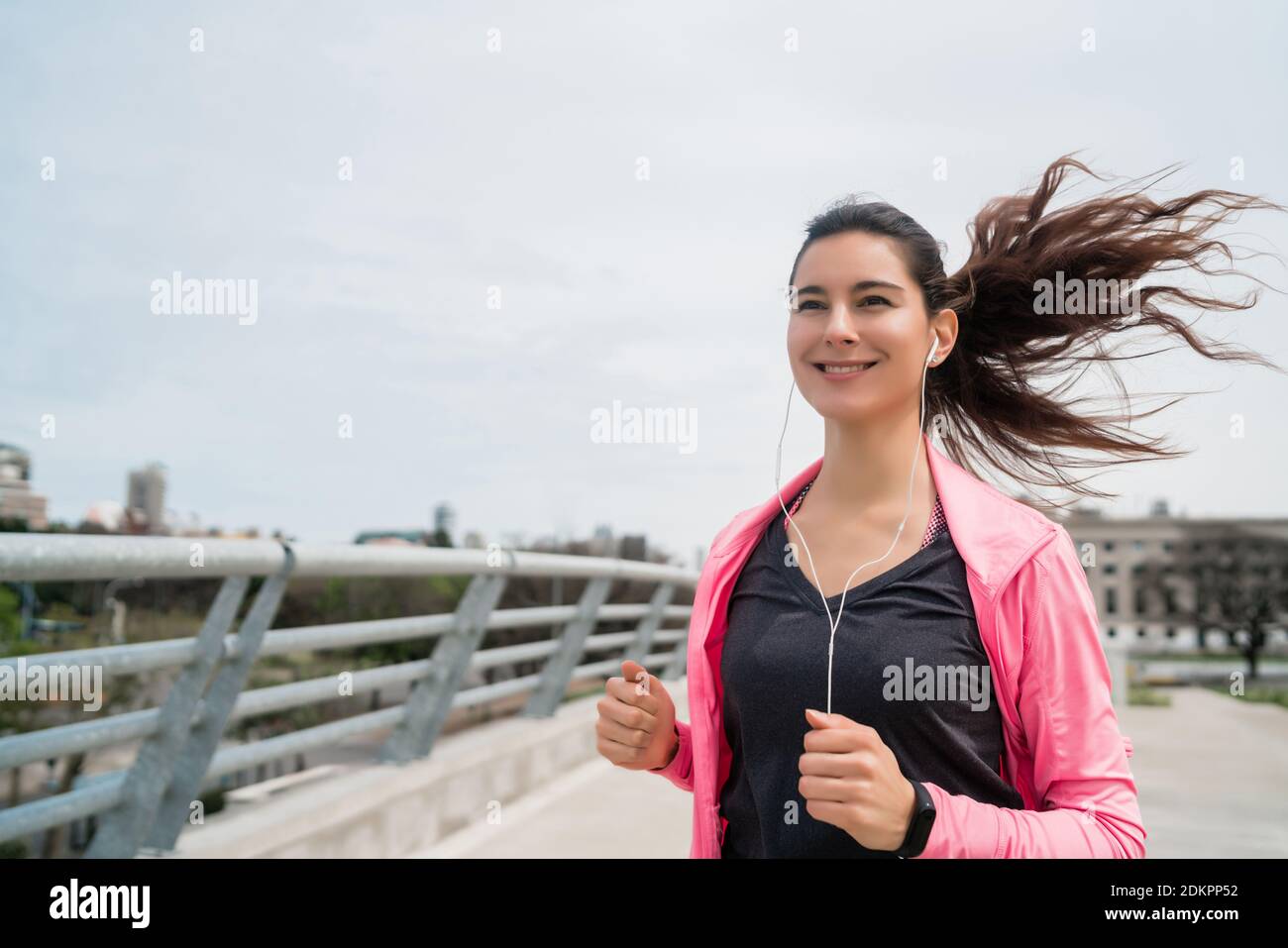 Fitness woman running hi-res stock photography and images - Alamy