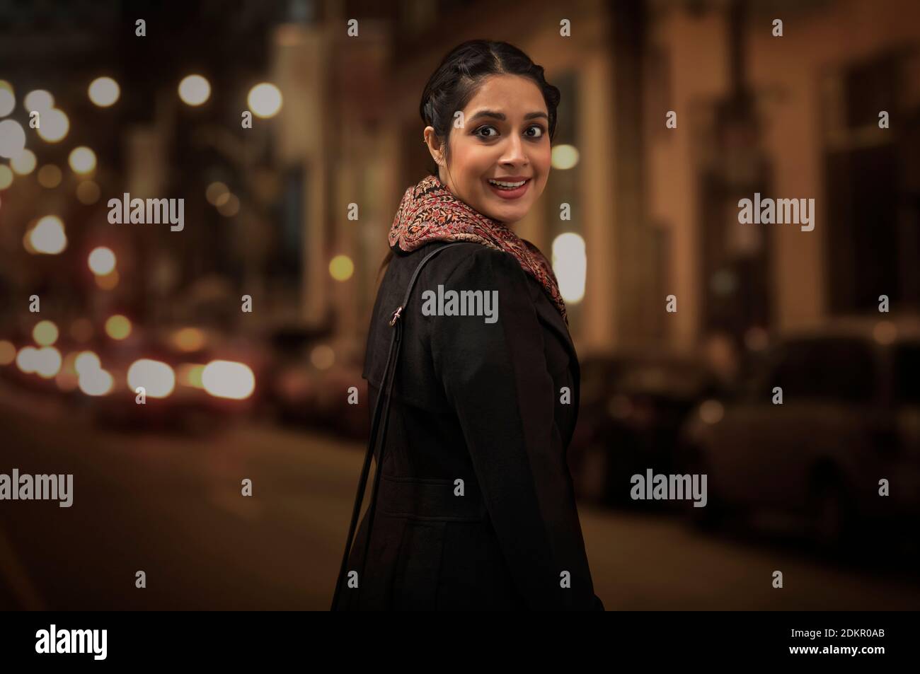 Woman turning around hi-res stock photography and images - Alamy