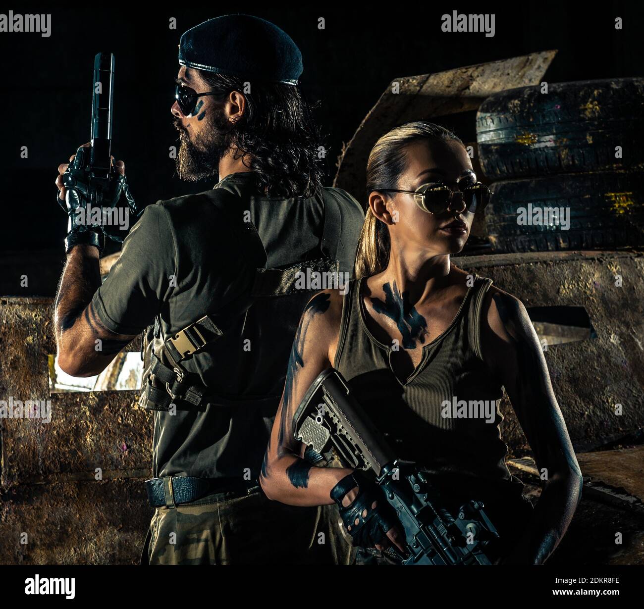 Women Holding Rifles High Resolution Stock Photography and Images - Alamy
