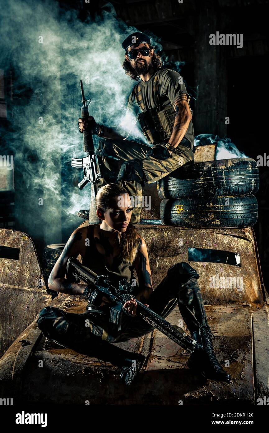 Women Holding Rifles High Resolution Stock Photography and Images - Alamy