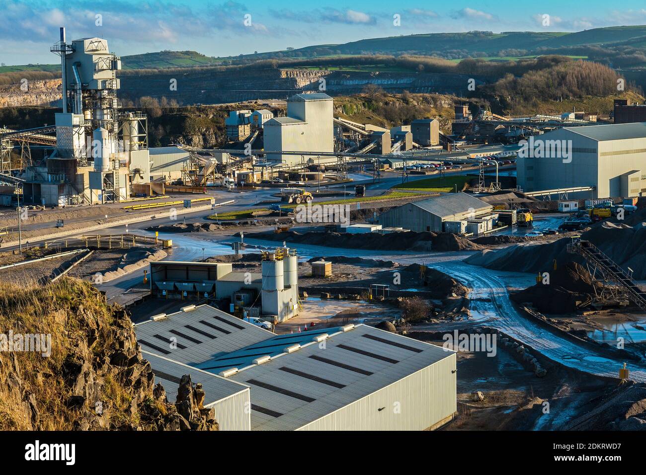 Limestone quarry hi-res stock photography and images - Alamy